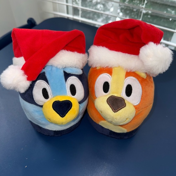 Disney | Shoes | Disney Bluey Bingo In Santa Hats Character Slippers ...